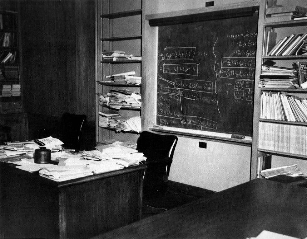 Karge Zimmer oder quirlige Glastempel? « Laborjournal Blog